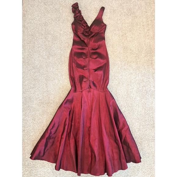 Cache | Dresses | Cach Red And Black Mermaid Gown | Poshmark